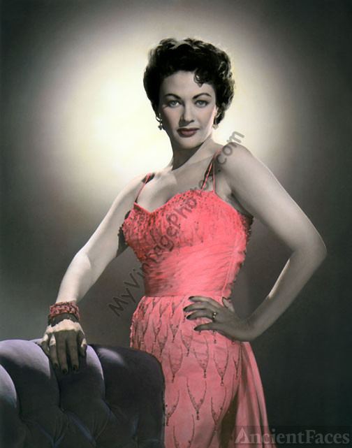 Yvonne Decarlo.