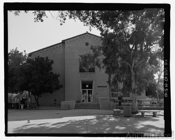 North side, facing the courtyard. Life Science Building...