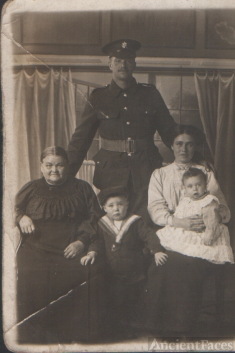 Robert Menzies Adamson family