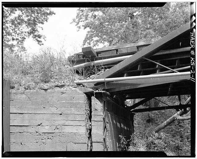 11. DETAIL OF CRACKED WING WALL ON NORTH ABUTMENT